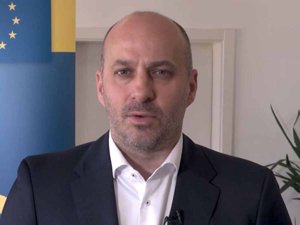 Vlada smijenila čelnike niza javnih tvrtki i institucija - Točka Na I